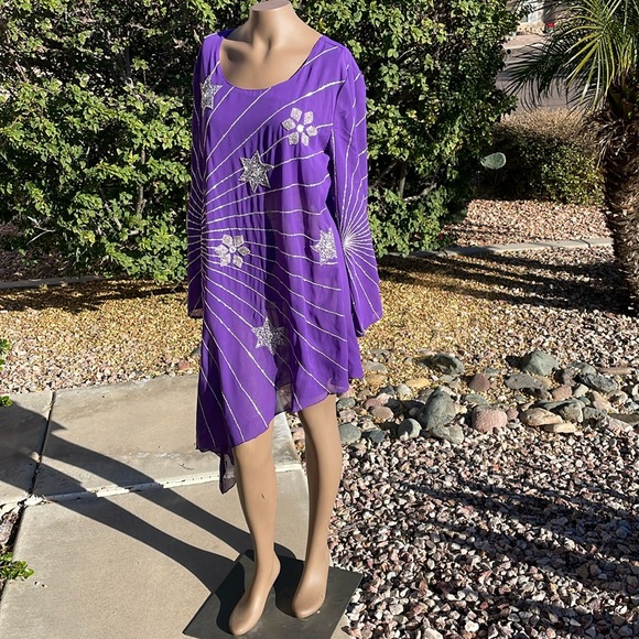 The Paragon | Dresses | Vintage Beaded Star And Flower Purple Cover Up ...